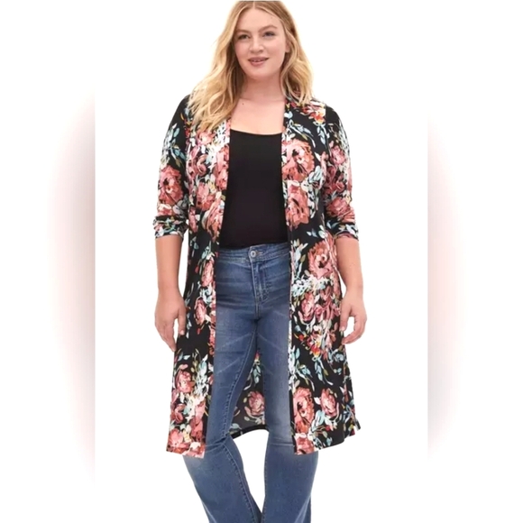 torrid | Sweaters | Torrid Black Floral Stretch Knit Side Split Open ...